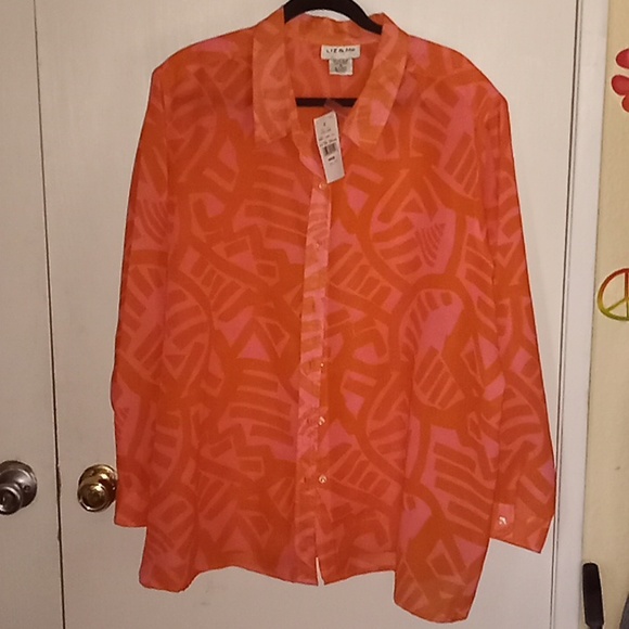 Liz & Me | Tops | New Liz And Me Button Down | Poshmark